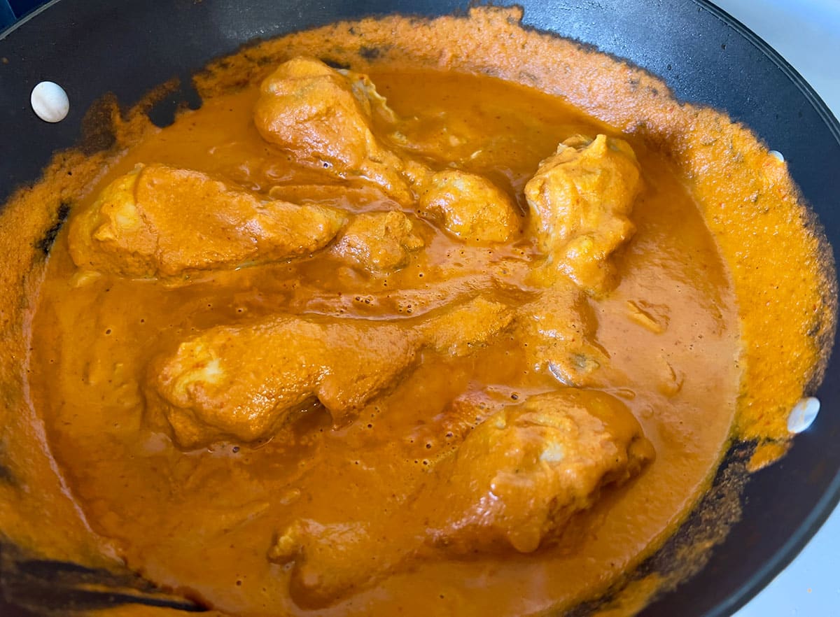 Pollo Encacahuatado (Chicken in Peanut Sauce) - Thrift and Spice
