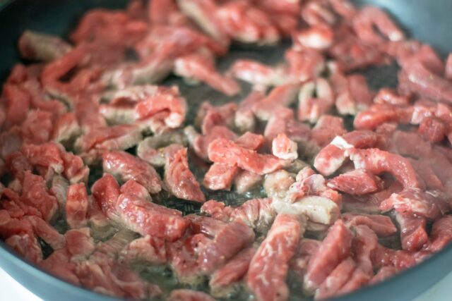 Bistec con Papas (Mexican Steak and Potatoes) - Thrift and Spice